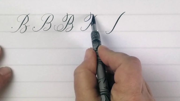 Modern calligraphy letter "W" - PaintingTube